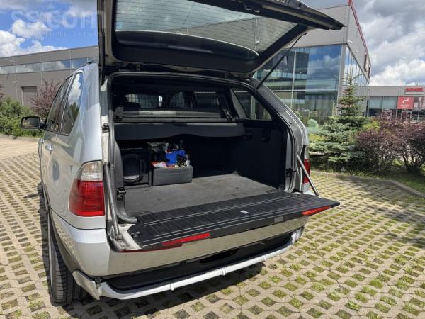 Grey BMW X5 2003 in Riga, with an engine capacity of 3.00 L and mileage of 323 thousand km for 6000 €, photo 8 on AUTOMOTO.COM.LV