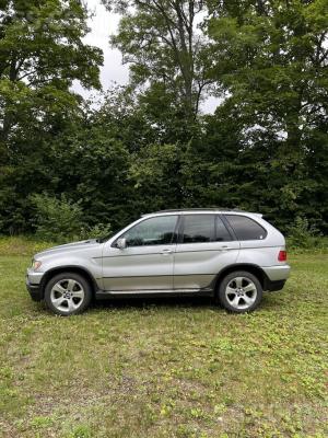Grey BMW X5 2003 in Madona, with an engine capacity of 3.00 L and mileage of 407 thousand km for 2500 €, photo 5 on AUTOMOTO.COM.LV
