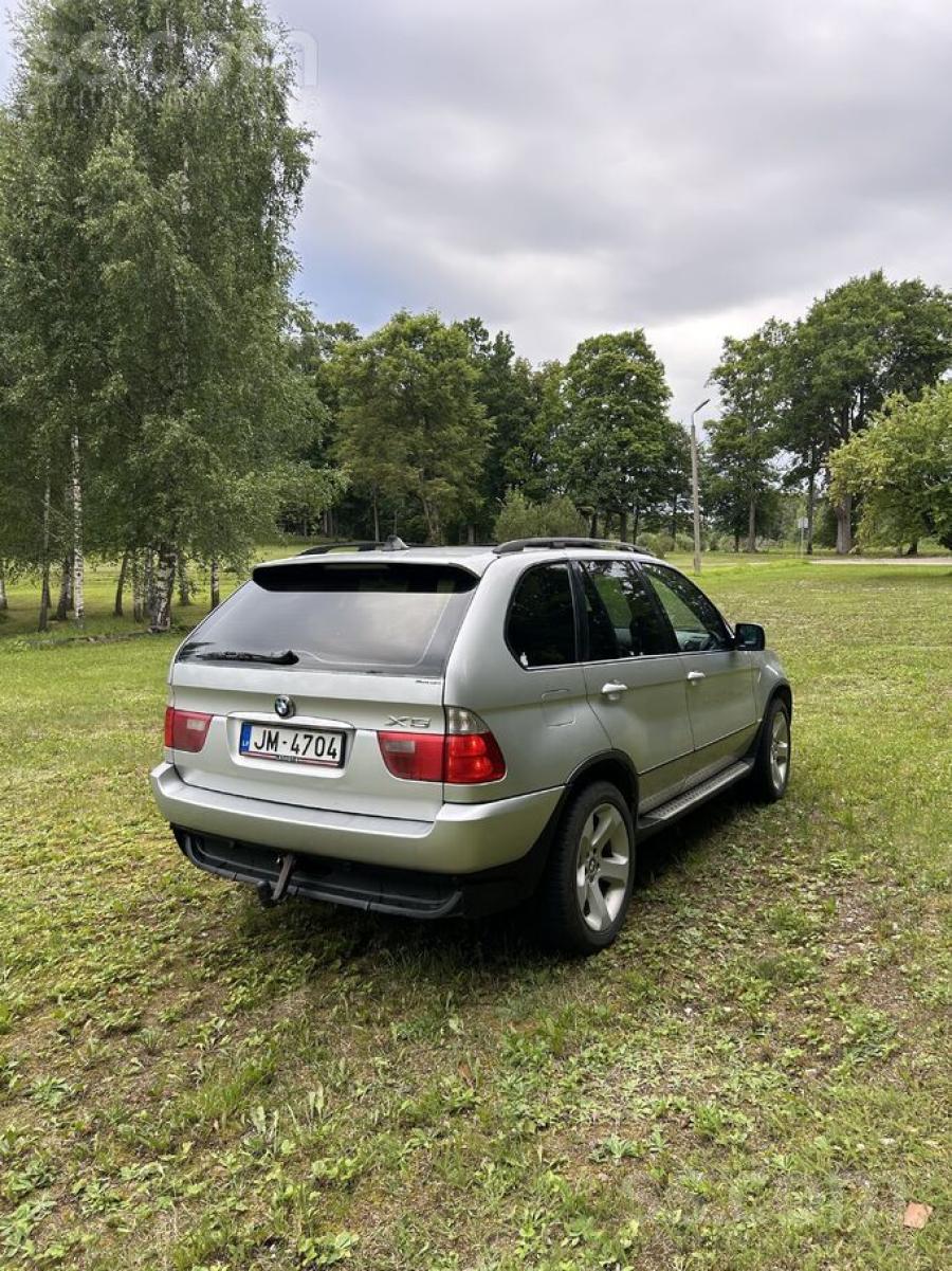 Grey BMW X5 2003 in Madona, with an engine capacity of 3.00 L and mileage of 407 thousand km for 2500 €, photo 8 on AUTOMOTO.COM.LV
