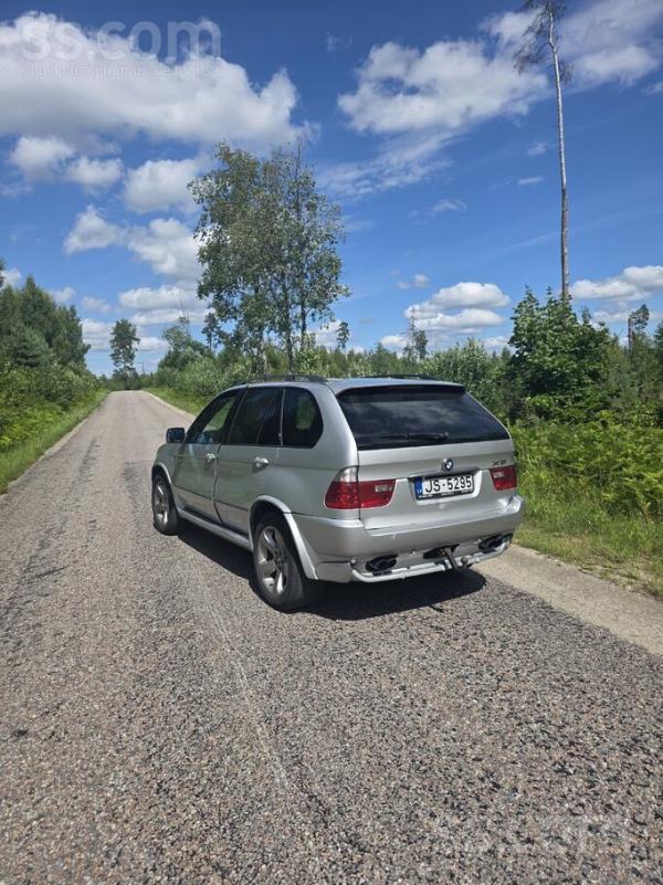 Серый БМВ Х5 2003 в Рига, объемом двигателя 3.00 л и пробегом 300 тыс. км за 4000 €, фото 3 на AUTOMOTO.COM.LV