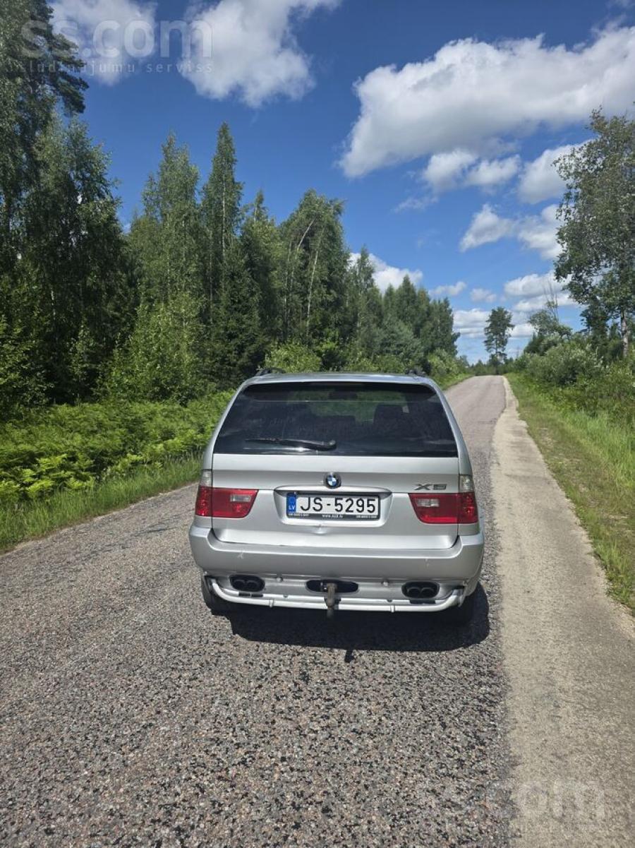 Grey BMW X5 2003 in Riga, with an engine capacity of 3.00 L and mileage of 300 thousand km for 4000 €, photo 5 on AUTOMOTO.COM.LV