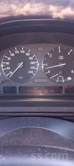 Grey BMW X5 2003 in Saldus, with an engine capacity of 3.00 L and mileage of 317 thousand km for 2500 €, photo 7 on AUTOMOTO.COM.LV