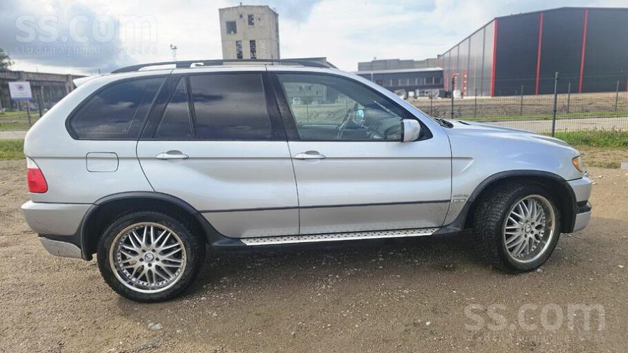 Pelēks BMW X5 2003 Jelgava, ar dzinēja tilpumu 4.60 L un nobraukumu 191 tūkst. km par 6500 €, foto 4 vietnē AUTOMOTO.COM.LV
