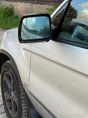 Pelēks BMW X5 2003 Rīga, ar dzinēja tilpumu 4.40 L un nobraukumu 370 tūkst. km par 4300 €, foto 4 vietnē AUTOMOTO.COM.LV