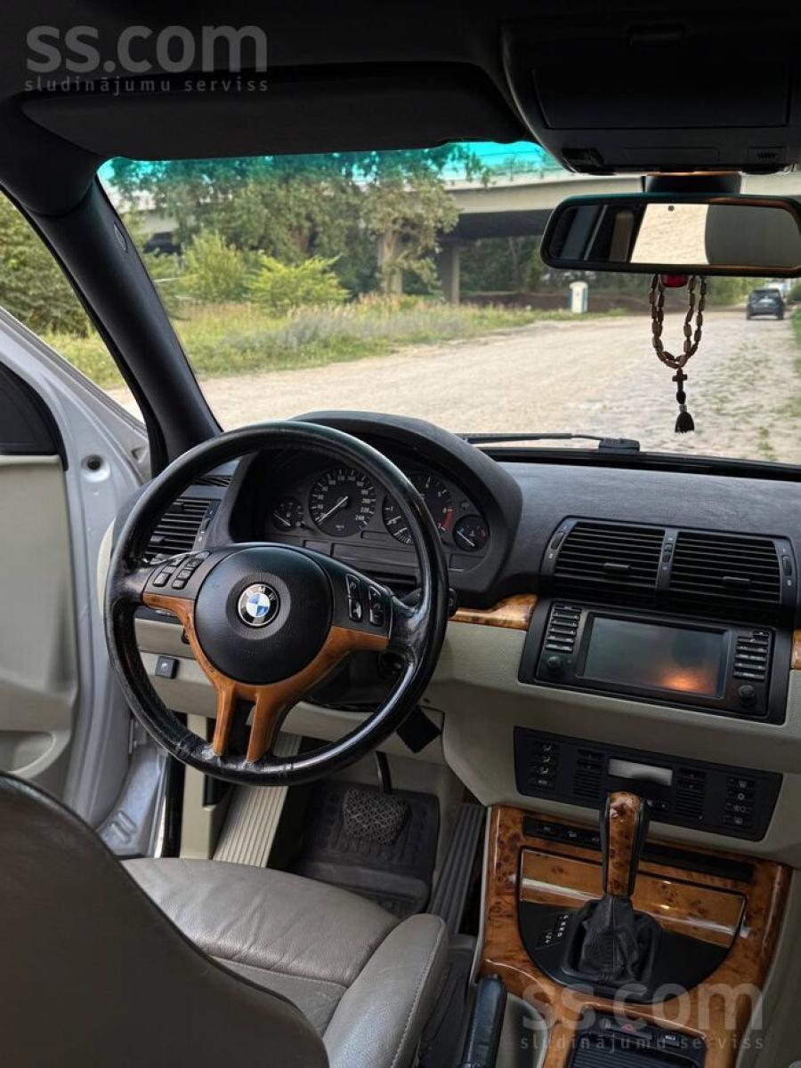 Pelēks BMW X5 2003 Rīga, ar dzinēja tilpumu 4.40 L un nobraukumu 370 tūkst. km par 4300 €, foto 8 vietnē AUTOMOTO.COM.LV