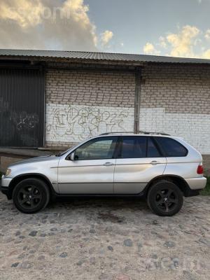 Pelēks BMW X5 2003 Rīga, ar dzinēja tilpumu 4.40 L un nobraukumu 370 tūkst. km par 4300 €, foto 4 vietnē AUTOMOTO.COM.LV