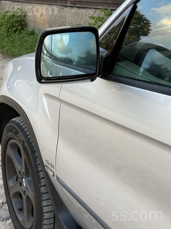 Grey BMW X5 2003 in Riga, with an engine capacity of 4.40 L and mileage of 370 thousand km for 4300 €, photo 6 on AUTOMOTO.COM.LV