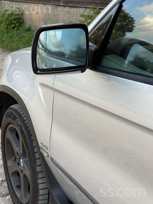 Pelēks BMW X5 2003 Rīga, ar dzinēja tilpumu 4.40 L un nobraukumu 370 tūkst. km par 4300 €, foto 6 vietnē AUTOMOTO.COM.LV