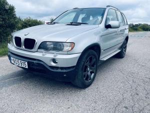 Pelēks BMW X5 2003 Viļņa, ar dzinēja tilpumu 2.93 L un nobraukumu 432 tūkst. km par 1600 €, foto 3 vietnē AUTOMOTO.COM.LV