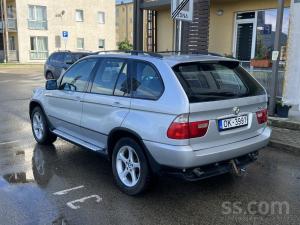 Grey BMW X5 2003 in Riga, with an engine capacity of 3.00 L and mileage of 370 thousand km for 3350 €, photo 4 on AUTOMOTO.COM.LV