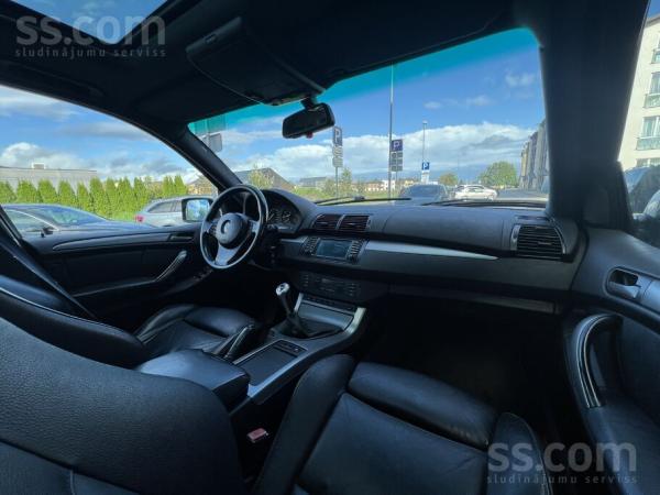 Grey BMW X5 2003 in Riga, with an engine capacity of 3.00 L and mileage of 370 thousand km for 3500 €, photo 9 on AUTOMOTO.COM.LV