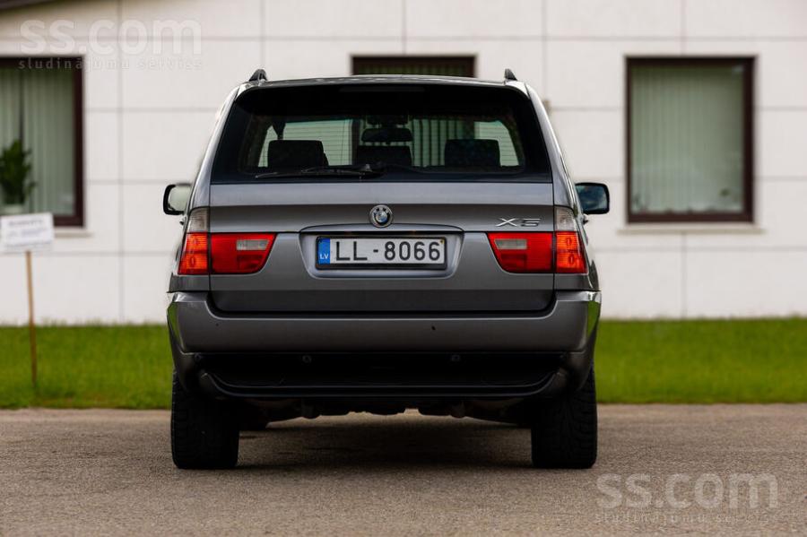 Grey BMW X5 2004 in Jelgava, with an engine capacity of 3.00 L and mileage of 0 thousand km for 3200 €, photo 5 on AUTOMOTO.COM.LV