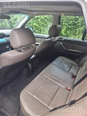 Pelēks BMW X5 2004 Rīga, ar dzinēja tilpumu 3.00 L un nobraukumu 357 tūkst. km par 3400 €, foto 6 vietnē AUTOMOTO.COM.LV
