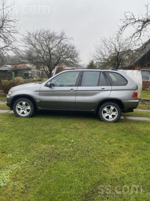 Grey BMW X5 2004 in Riga, with an engine capacity of 3.00 L and mileage of 406 thousand km for 4700 €, photo 1 on AUTOMOTO.COM.LV
