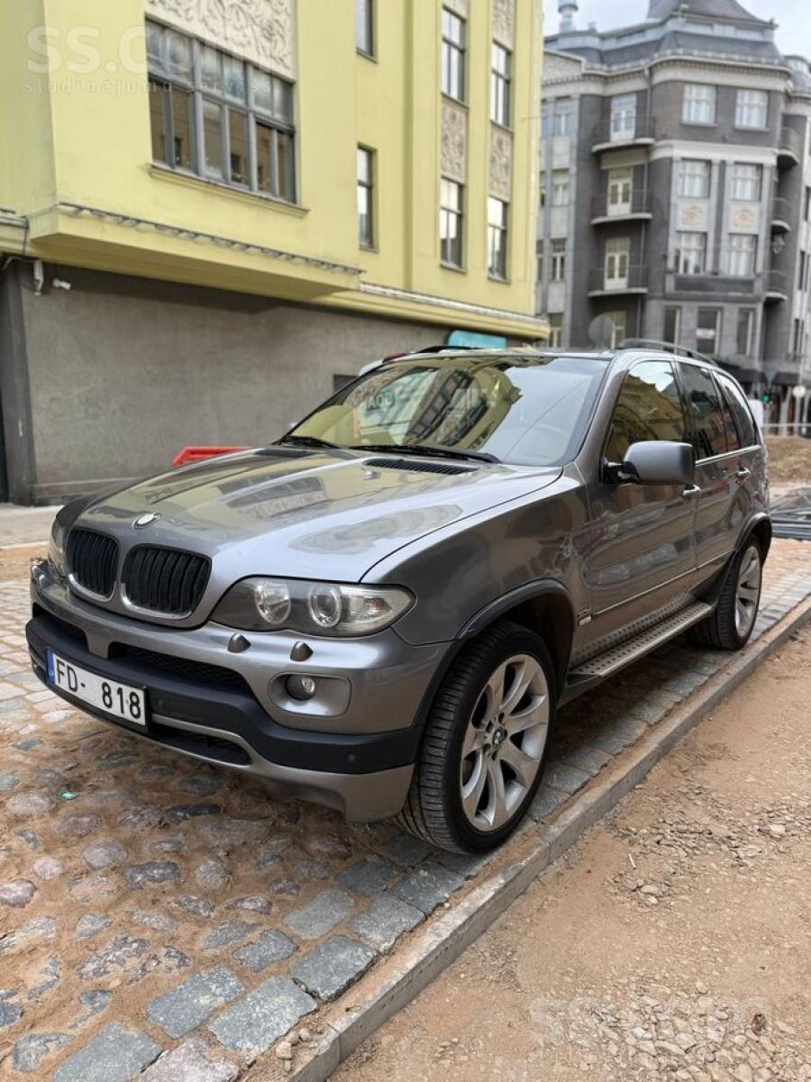 Grey BMW X5 2004 in Riga, with an engine capacity of 3.00 L and mileage of 421 thousand km for 6500 €, photo 2 on AUTOMOTO.COM.LV