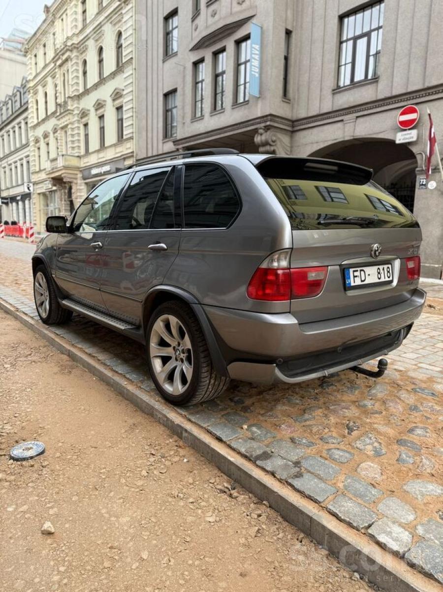 Grey BMW X5 2004 in Riga, with an engine capacity of 3.00 L and mileage of 421 thousand km for 6500 €, photo 5 on AUTOMOTO.COM.LV