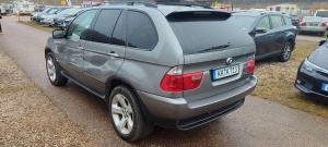 Pelēks BMW X5 2004 Viļņa, ar dzinēja tilpumu 3.00 L un nobraukumu 209 tūkst. km par 5650 €, foto 3 vietnē AUTOMOTO.COM.LV