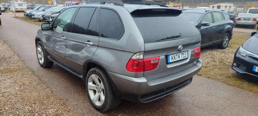 Pelēks BMW X5 2004 Viļņa, ar dzinēja tilpumu 3.00 L un nobraukumu 209 tūkst. km par 5650 €, foto 3 vietnē AUTOMOTO.COM.LV