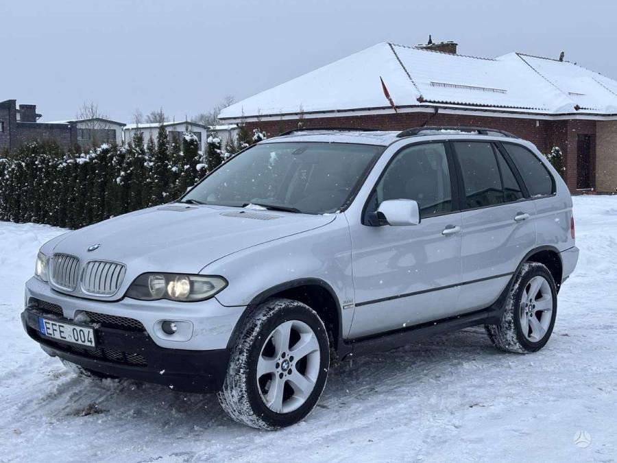 Grey BMW X5 2004 in Vilnius, with an engine capacity of 2.99 L and mileage of 330 thousand km for 3500 €, photo 1 on AUTOMOTO.COM.LV