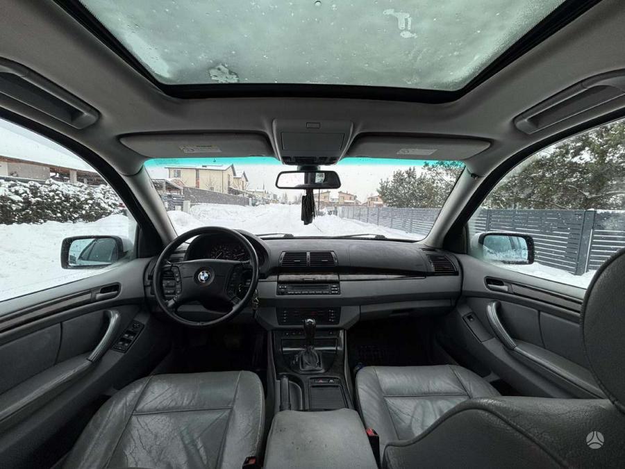 Grey BMW X5 2004 in Vilnius, with an engine capacity of 2.99 L and mileage of 330 thousand km for 3500 €, photo 8 on AUTOMOTO.COM.LV