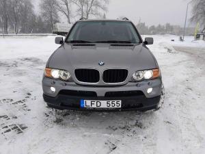 Grey BMW X5 2004 in Sirvintos, with an engine capacity of 2.99 L and mileage of 196 thousand km for 5000 €, photo 4 on AUTOMOTO.COM.LV