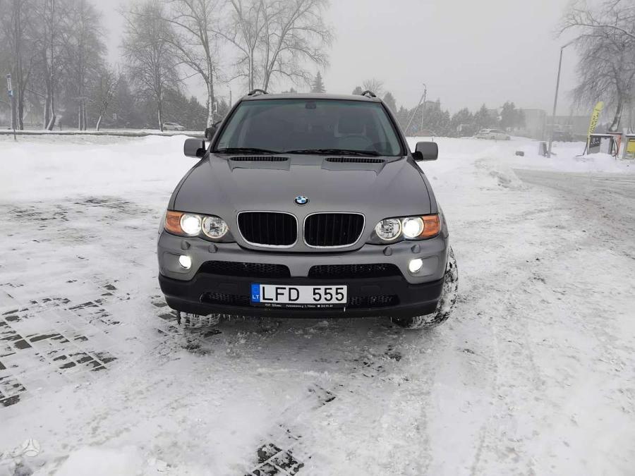 Grey BMW X5 2004 in Sirvintos, with an engine capacity of 2.99 L and mileage of 196 thousand km for 5000 €, photo 13 on AUTOMOTO.COM.LV