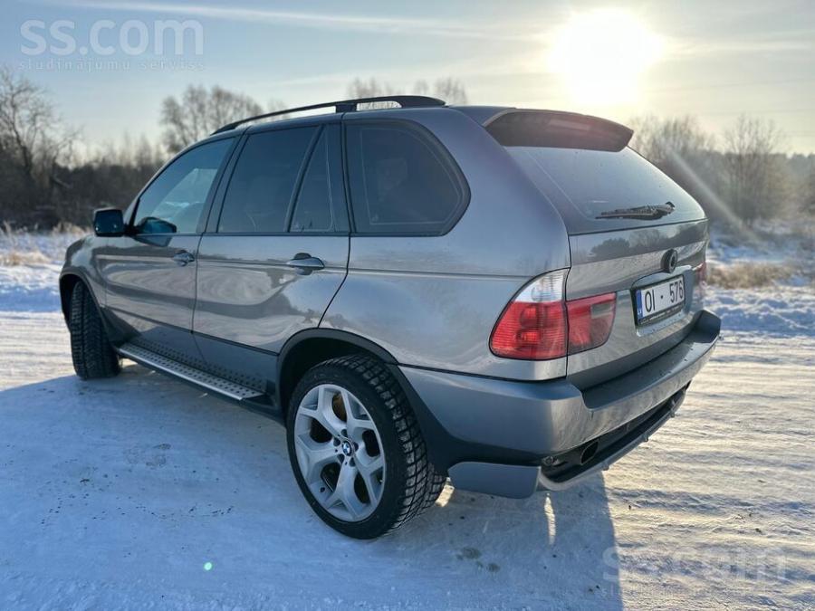 Pelēks BMW X5 2004 Rīga, ar dzinēja tilpumu 3.00 L un nobraukumu 334 tūkst. km par 6750 €, foto 4 vietnē AUTOMOTO.COM.LV