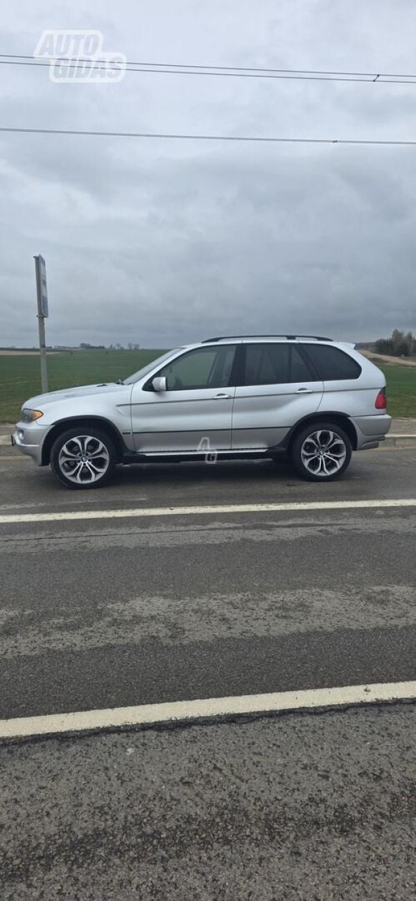 Grey BMW X5 2004 in Jonava, with an engine capacity of 3.00 L and mileage of 317 thousand km for 4500 €, photo 5 on AUTOMOTO.COM.LV