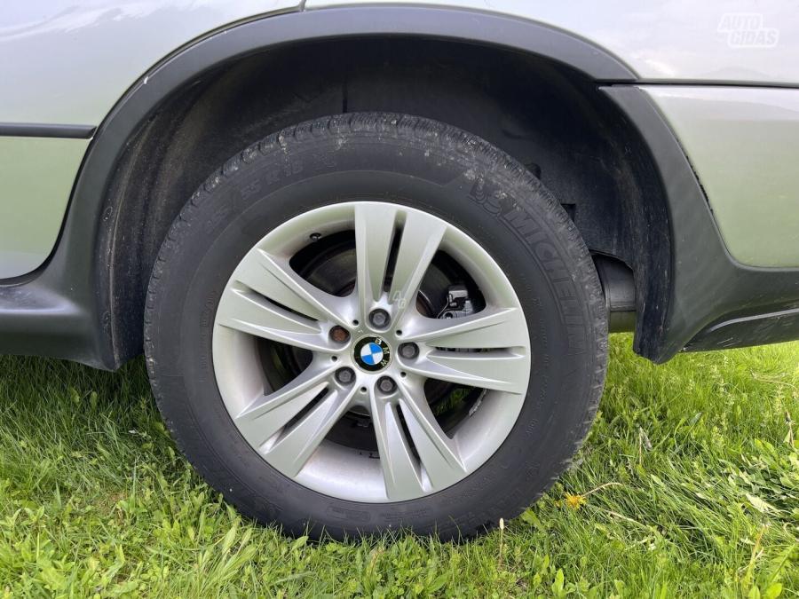 Pelēks BMW X5 2004 Viļņa, ar dzinēja tilpumu 3.00 L un nobraukumu 411 tūkst. km par 4200 €, foto 8 vietnē AUTOMOTO.COM.LV