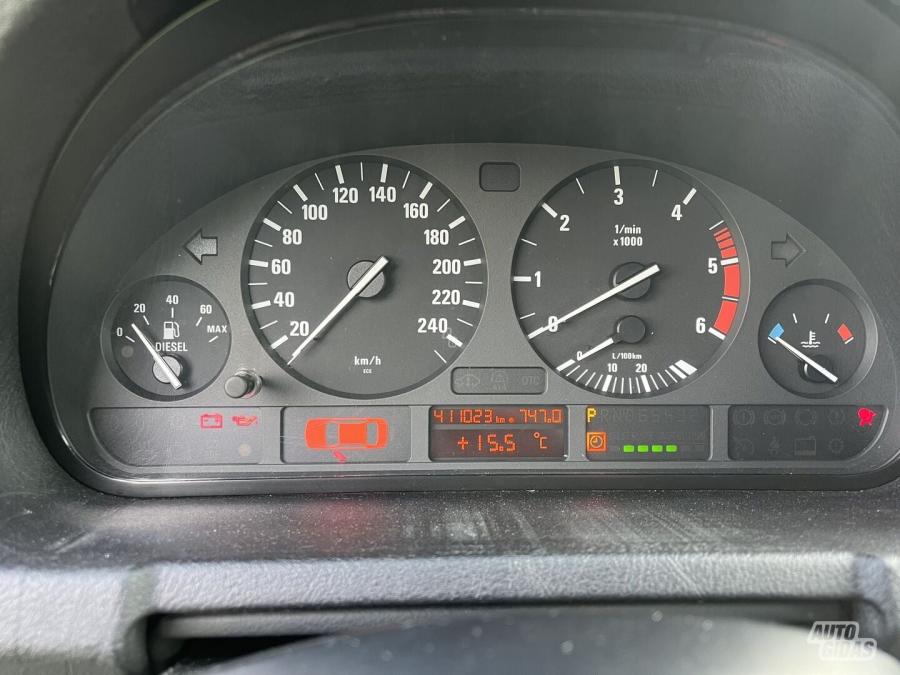 Pelēks BMW X5 2004 Viļņa, ar dzinēja tilpumu 3.00 L un nobraukumu 411 tūkst. km par 4200 €, foto 12 vietnē AUTOMOTO.COM.LV