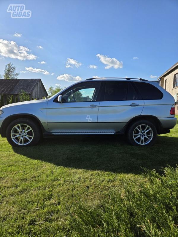 Grey BMW X5 2004 in Vilnius, with an engine capacity of 3.00 L and mileage of 323 thousand km for 4150 €, photo 4 on AUTOMOTO.COM.LV