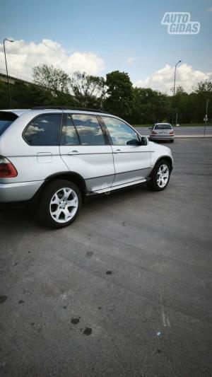 Grey BMW X5 2004 in Kaunas, with an engine capacity of 3.00 L and mileage of 404 thousand km for 4200 €, photo 6 on AUTOMOTO.COM.LV