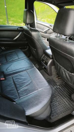 Grey BMW X5 2004 in Kaunas, with an engine capacity of 3.00 L and mileage of 404 thousand km for 4200 €, photo 12 on AUTOMOTO.COM.LV