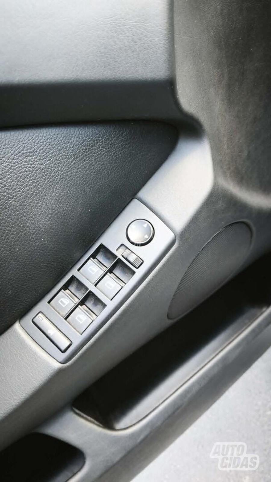 Grey BMW X5 2004 in Kaunas, with an engine capacity of 3.00 L and mileage of 404 thousand km for 4200 €, photo 13 on AUTOMOTO.COM.LV