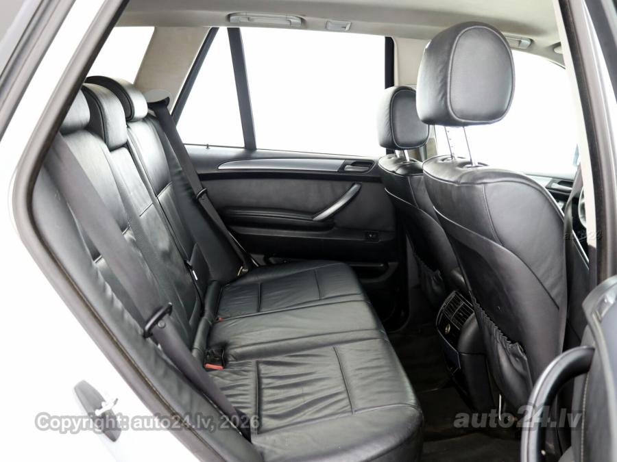 Grey BMW X5 2004 in Tallinn, with an engine capacity of 3.00 L and mileage of 427 thousand km for 2999 €, photo 8 on AUTOMOTO.COM.LV