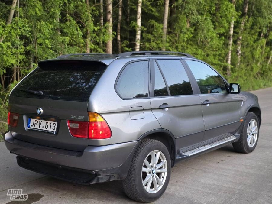 Pelēks BMW X5 2004 Viļņa, ar dzinēja tilpumu 3.00 L un nobraukumu 393 tūkst. km par 3100 €, foto 8 vietnē AUTOMOTO.COM.LV