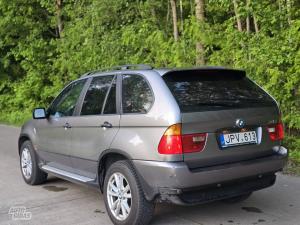 Pelēks BMW X5 2004 Viļņa, ar dzinēja tilpumu 3.00 L un nobraukumu 393 tūkst. km par 3100 €, foto 9 vietnē AUTOMOTO.COM.LV