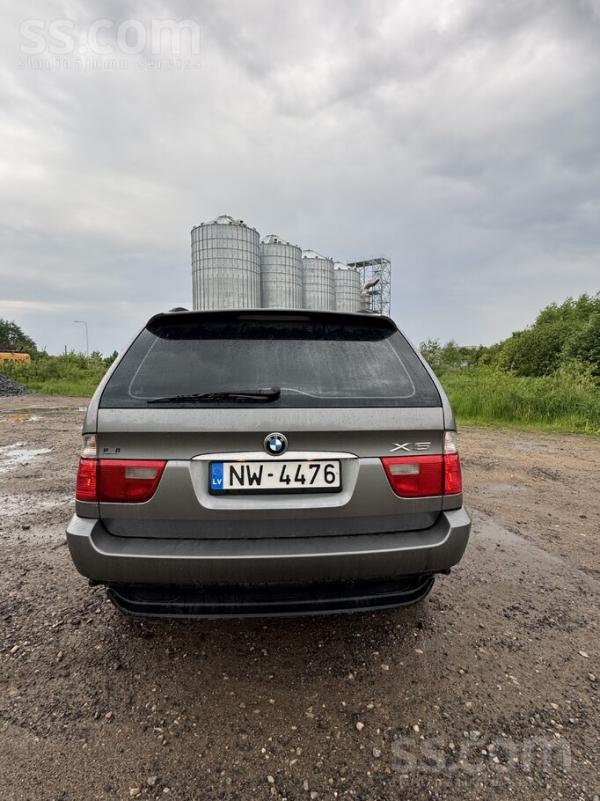 Grey BMW X5 2004 in Gulbene, with an engine capacity of 3.00 L and mileage of 341 thousand km for 4300 €, photo 6 on AUTOMOTO.COM.LV