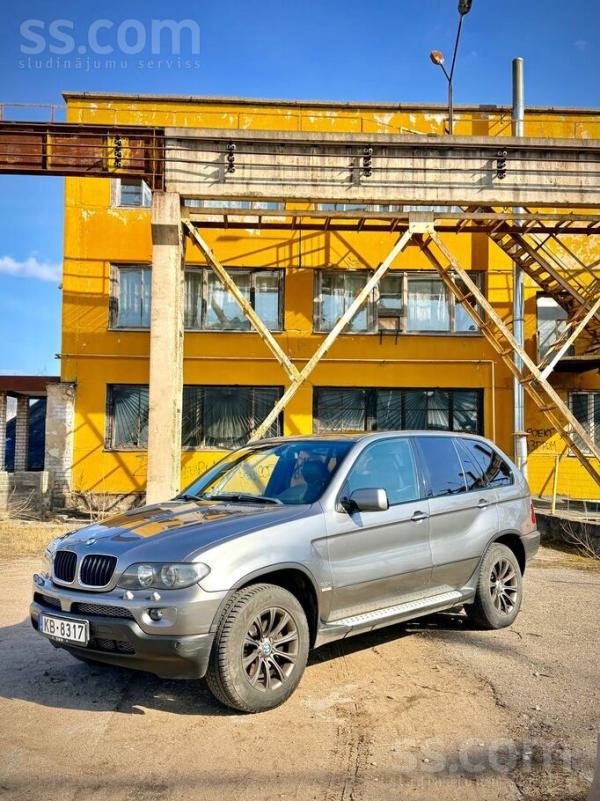 Grey BMW X5 2004 in Daugavpils, with an engine capacity of 3.00 L and mileage of 320 thousand km for 3200 €, photo 1 on AUTOMOTO.COM.LV