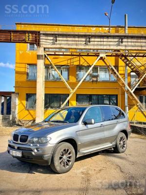 Pelēks BMW X5 2004 Daugavpils, ar dzinēja tilpumu 3.00 L un nobraukumu 320 tūkst. km par 3200 €, foto  vietnē AUTOMOTO.COM.LV