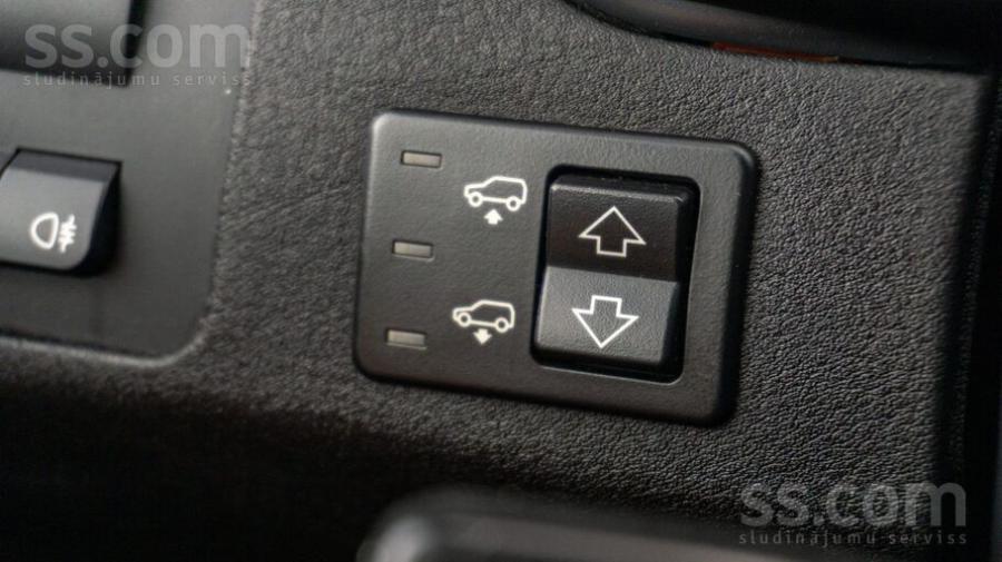 Pelēks BMW X5 2004 Rīga, ar dzinēja tilpumu 3.00 L un nobraukumu 316 tūkst. km par 3890 €, foto 21 vietnē AUTOMOTO.COM.LV