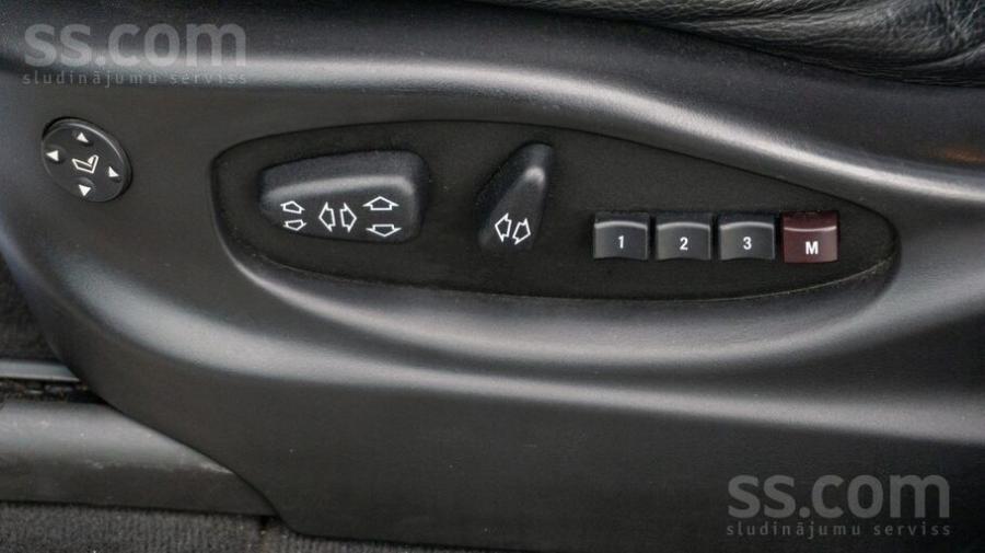 Pelēks BMW X5 2004 Rīga, ar dzinēja tilpumu 3.00 L un nobraukumu 316 tūkst. km par 3890 €, foto 24 vietnē AUTOMOTO.COM.LV