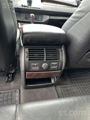Grey BMW X5 2004 in Valmiera, with an engine capacity of 3.00 L and mileage of 420 thousand km for 6000 €, photo 13 on AUTOMOTO.COM.LV