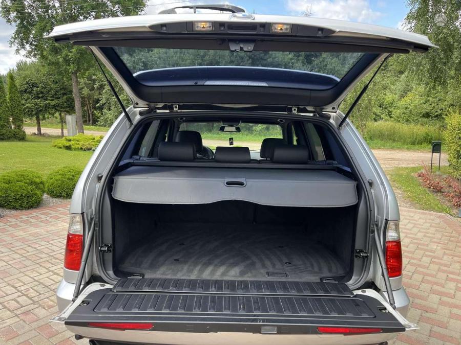 Grey BMW X5 2004 in Vilnius, with an engine capacity of 2.99 L and mileage of 411 thousand km for 5350 €, photo 16 on AUTOMOTO.COM.LV