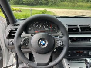 Grey BMW X5 2004 in Vilnius, with an engine capacity of 2.99 L and mileage of 411 thousand km for 5350 €, photo 19 on AUTOMOTO.COM.LV