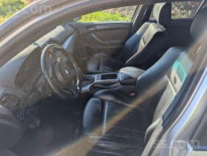 Grey BMW X5 2004 in Riga, with an engine capacity of 3.00 L and mileage of 391 thousand km for 2900 €, photo 4 on AUTOMOTO.COM.LV