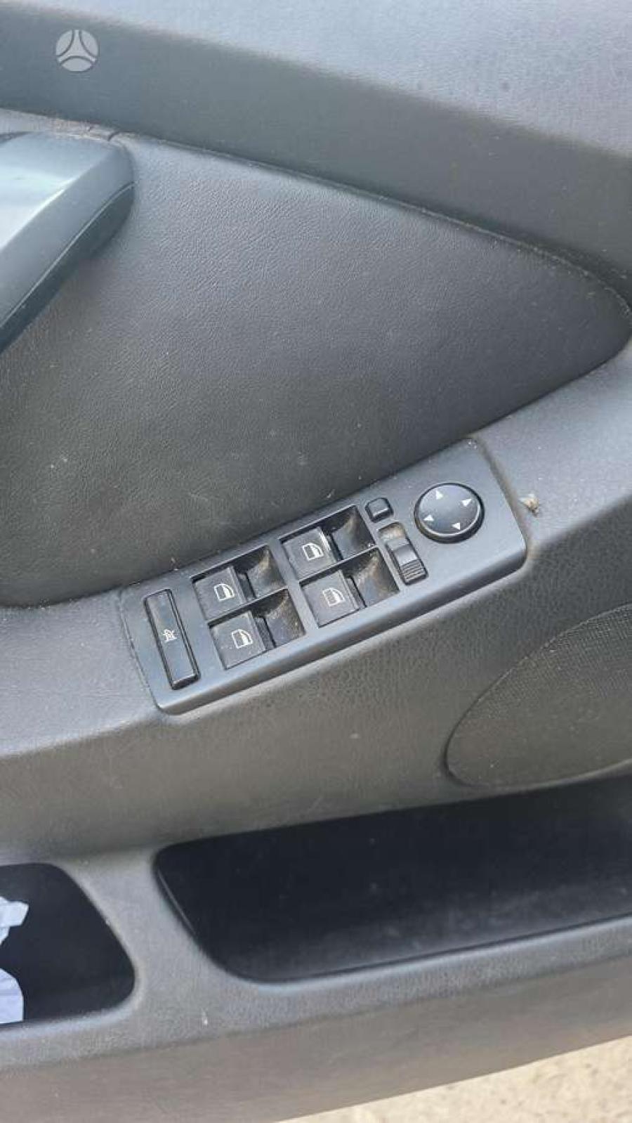 Grey BMW X5 2004 in Vilnius, with an engine capacity of 2.99 L and mileage of 269 thousand km for 4700 €, photo 14 on AUTOMOTO.COM.LV