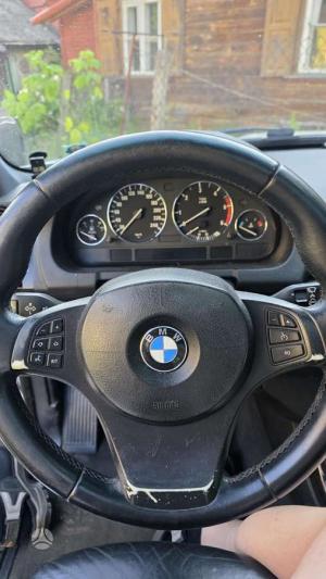 Grey BMW X5 2004 in Vilnius, with an engine capacity of 2.99 L and mileage of 269 thousand km for 4700 €, photo 15 on AUTOMOTO.COM.LV