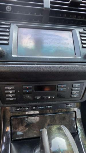 Grey BMW X5 2004 in Vilnius, with an engine capacity of 2.99 L and mileage of 269 thousand km for 4700 €, photo 16 on AUTOMOTO.COM.LV