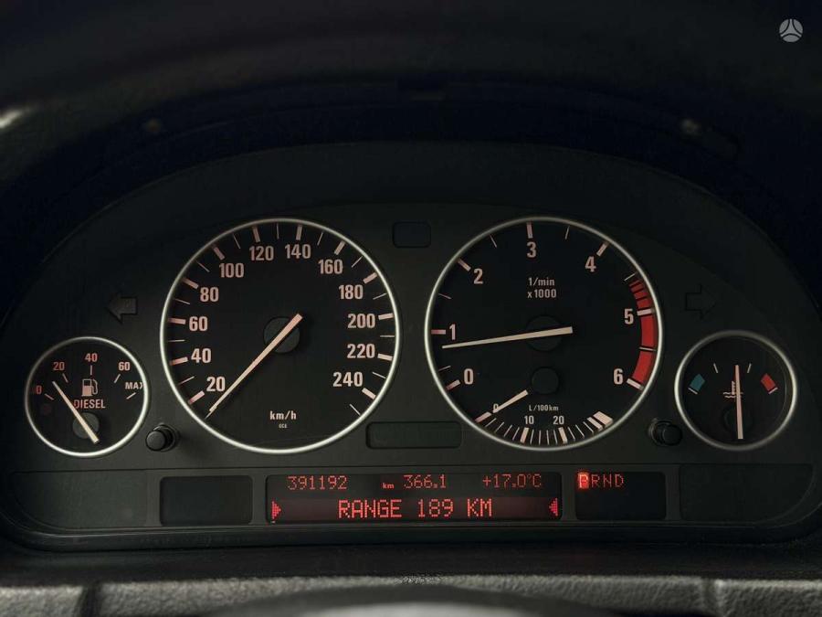 Grey BMW X5 2004 in Vilnius, with an engine capacity of 0.00 L and mileage of 391 thousand km for 4750 €, photo 15 on AUTOMOTO.COM.LV